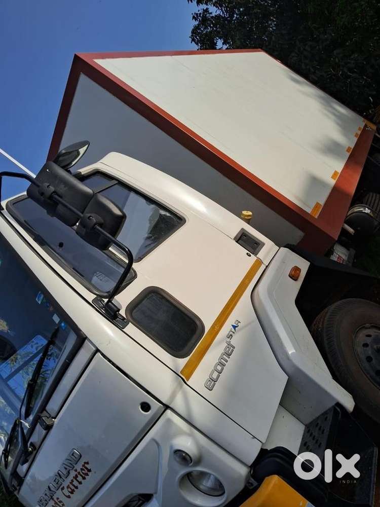 Insulated Truck - Commercial & Other Vehicles - 1813509110