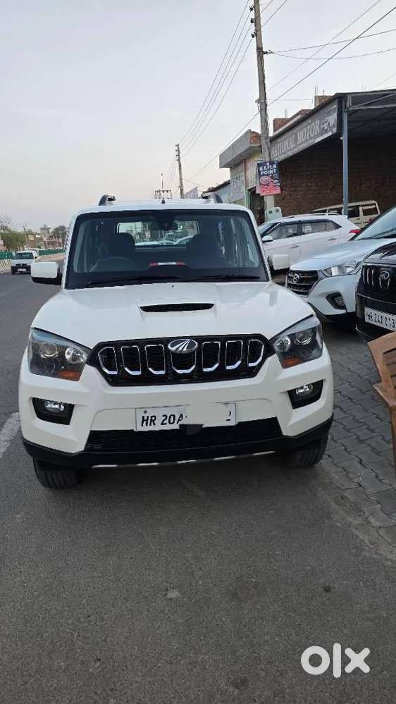 Mahindra Scorpio S10 7 Seater, 2015, Diesel - Cars - 1803265375