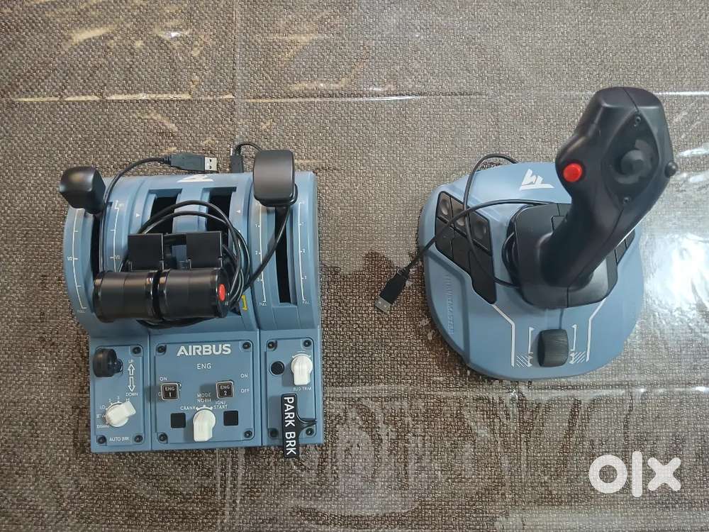 Thrustmaster Airbus First Officer Pack + Throttle Quadrant Add-ons ...