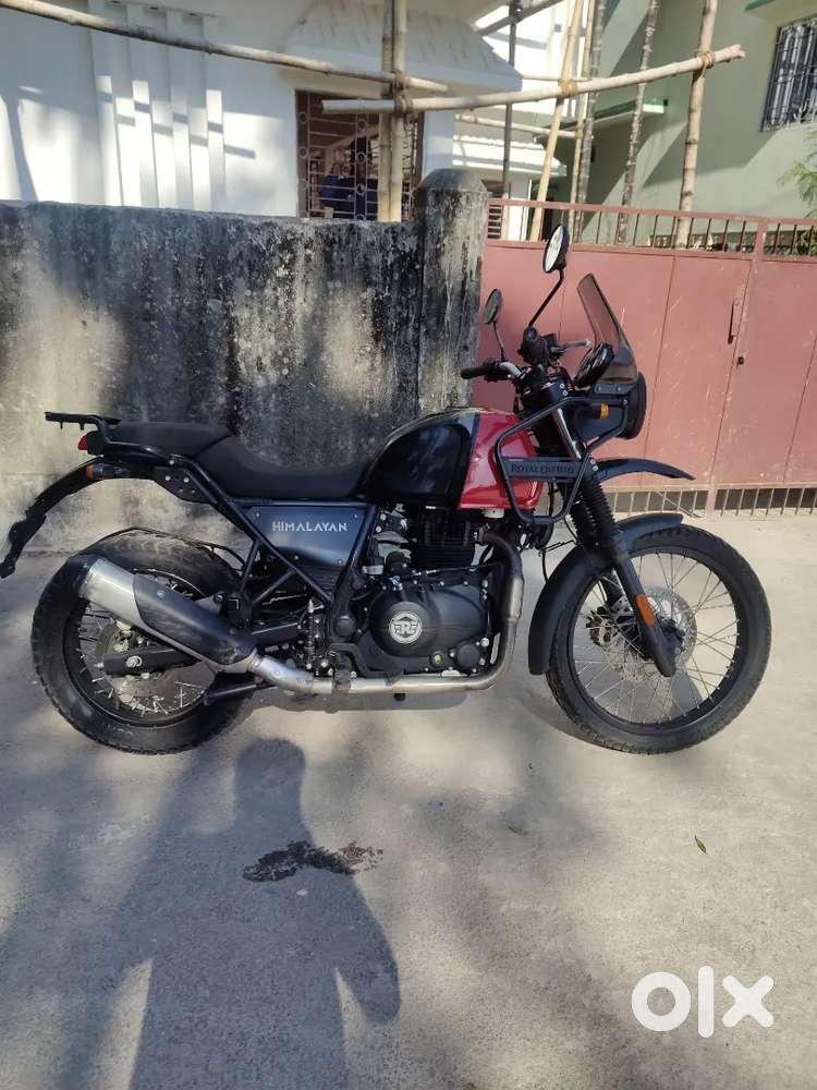 Royal Enfield Himalayan (411cc) in Red and Black - Motorcycles - 1791592725