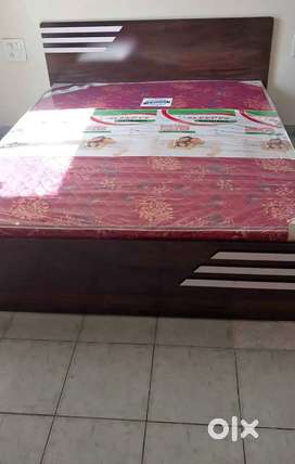 Queen Size Bed Buy Sell Used Beds Wardrobes in India OLX