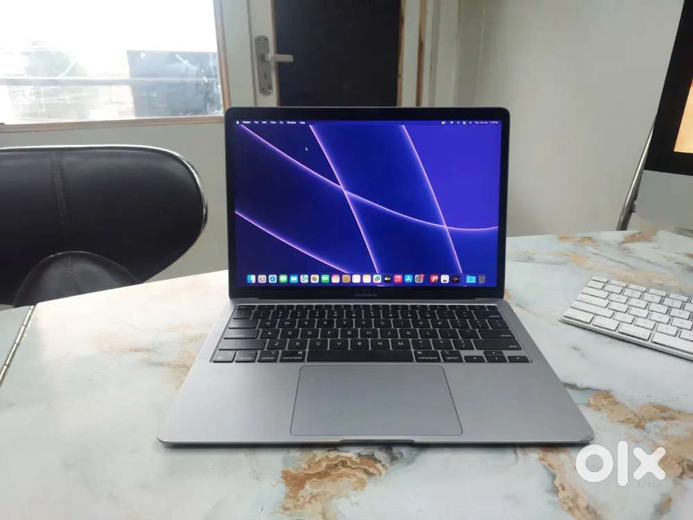 APPLE MACBOOK AIR M1 8GB RAM 256GB SSD SLIVER COLOUR - Computers ...