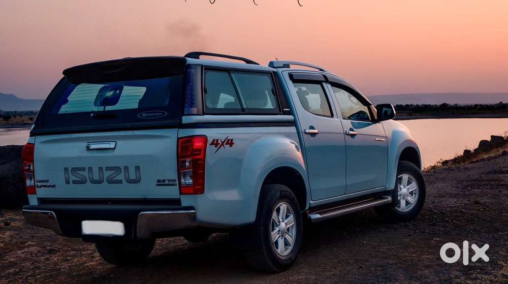 Isuzu V Cross High - Cars - 1804008779