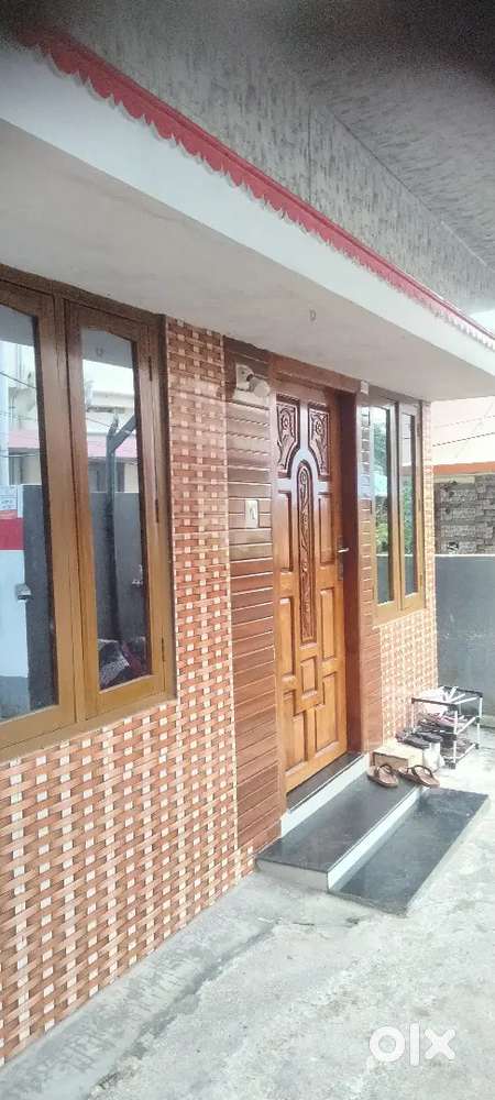 Nettayam junctionil ninum 150mtr mari 2.500cent stalam 950sqrft - For ...