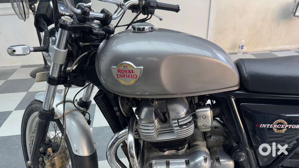 Interceptor 650 (Silver Spectre,2019) - Motorcycles - 1828428705