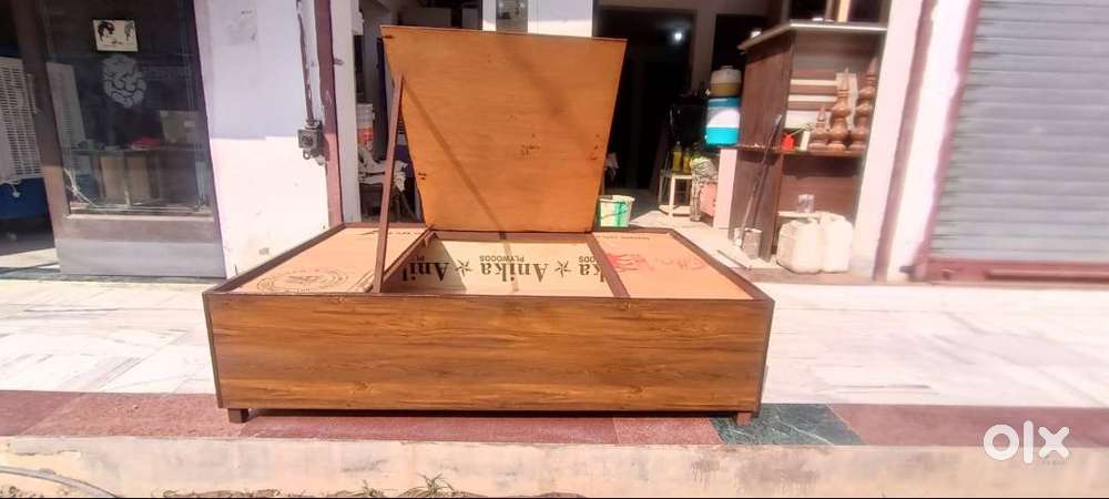 NEW DESIGNER SINGLE DIVAN BOX BED ONLY RS 7500/-* GADDE ALAG SE 3500 S ...