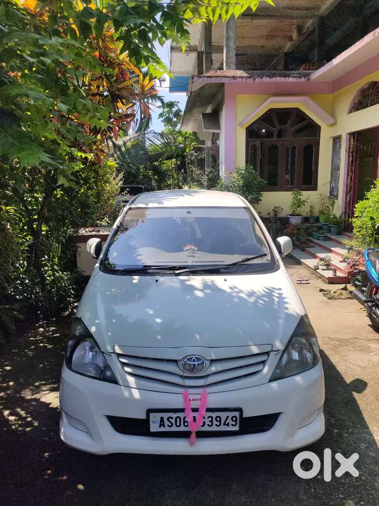 Toyota Innova 2010 Diesel Good Condition - Cars - 1797975872