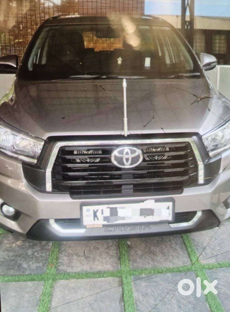 Toyota Innova Crysta [2020-ongoing] 2.4 GX 7 STR, 2024, Diesel - Cars ...