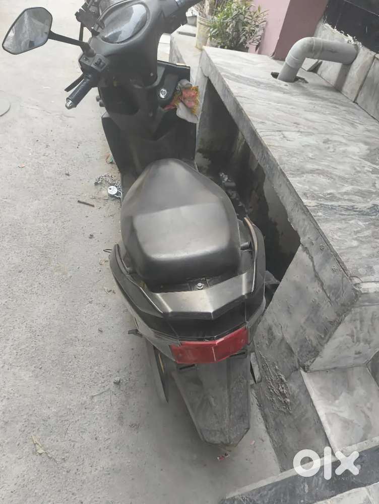 3 mahine purani ki 6000 kilometer Chali Hai - Motorcycles - 1799395863