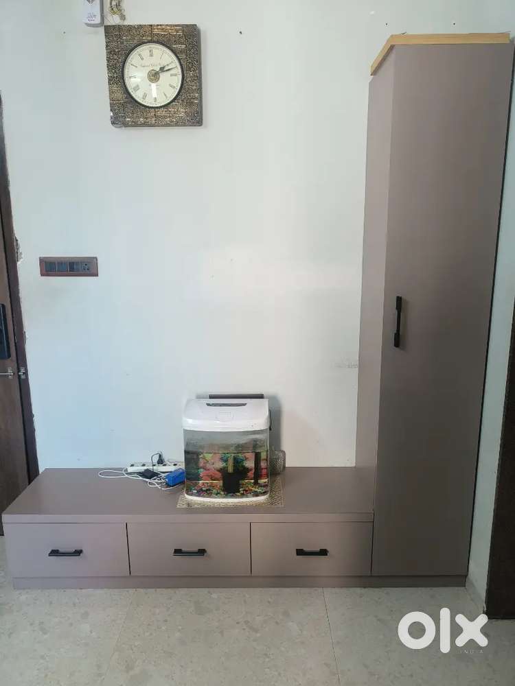 L shape cupboard - Beds & Wardrobes - 1805040076