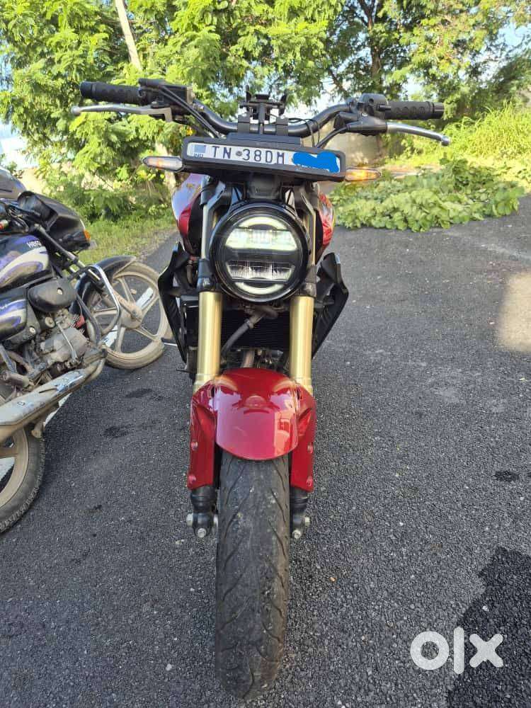 Honda CB 300R, BS-6, Dec-2024, 3000 Kms- 10 Months old - Motorcycles ...