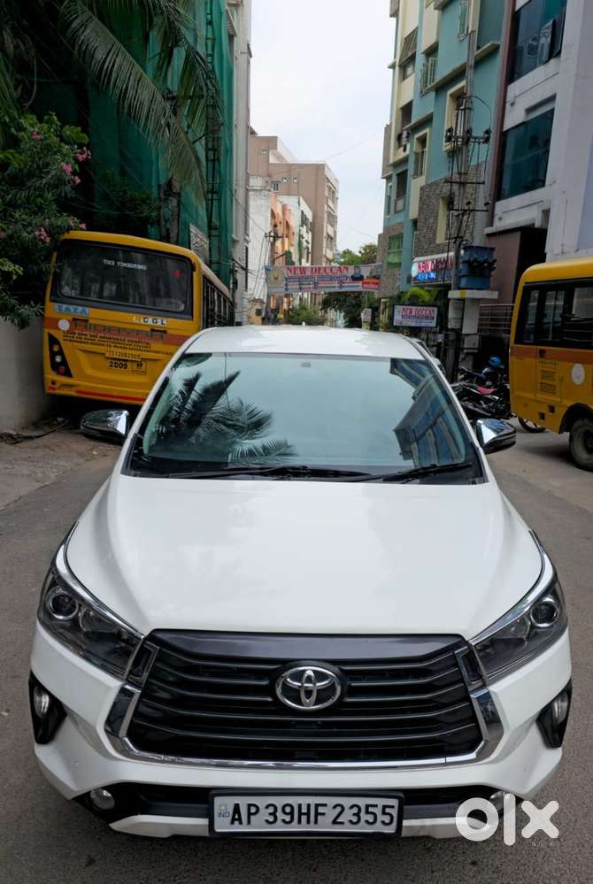Toyota Innova Crysta [2020-ongoing] 2.4 ZX 7 STR, 2020, Diesel - Cars ...