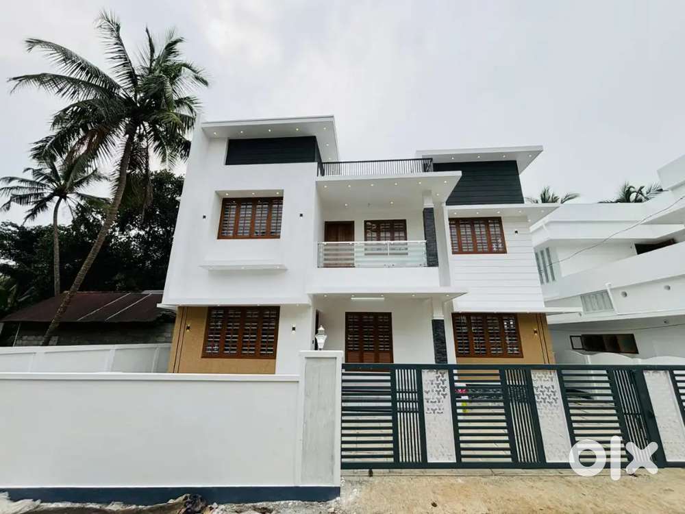 Vellanikkara 4bhk,2000 SqFt, Villa,Thrissur - For Sale: Houses ...