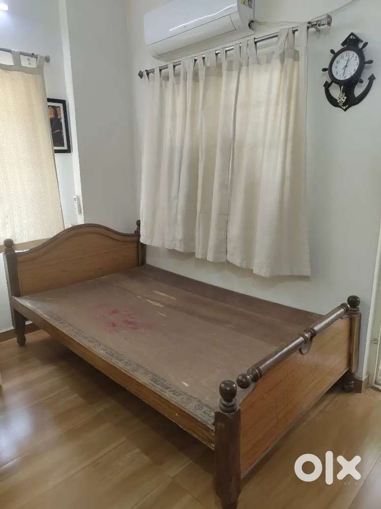 Single Solid Wood Bed 3x6 feet - Beds & Wardrobes - 1803924163