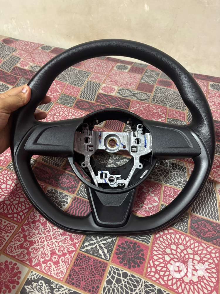 NEW Maruti lxi steering wheel with hub 2025 model - Spare Parts ...