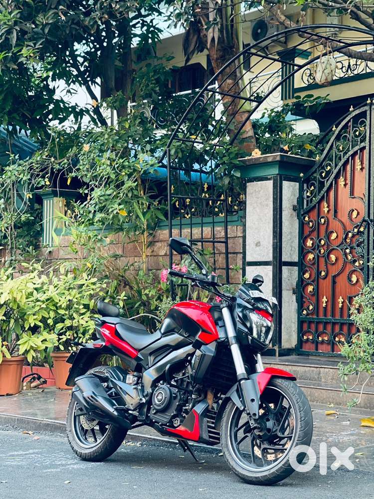 Looking to sell my Dominar 250 purchased in 2020/10 Red colour ...