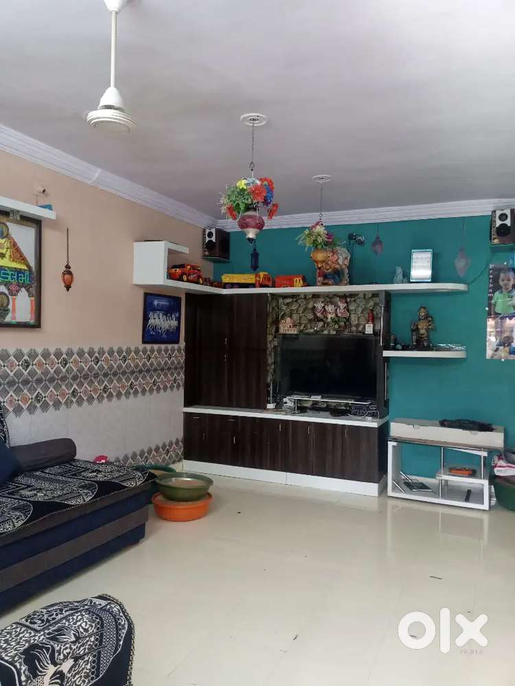 Adipur kutch - For Sale: Houses & Apartments - 1802074902