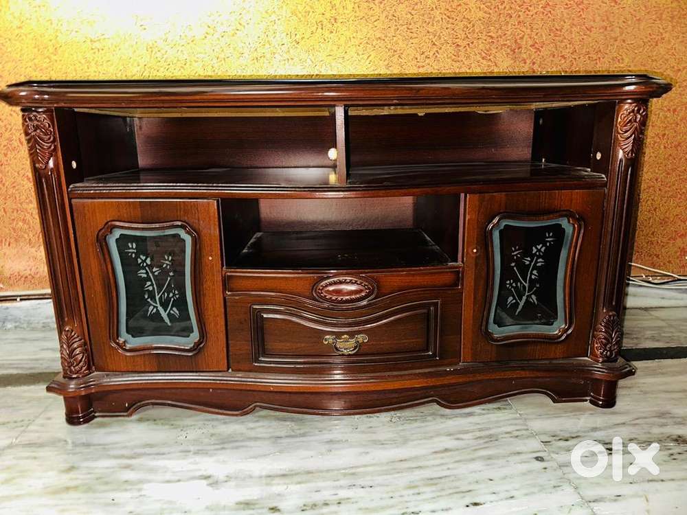 Cabinet Buy Sell Used Furniture in Faridabad OLX