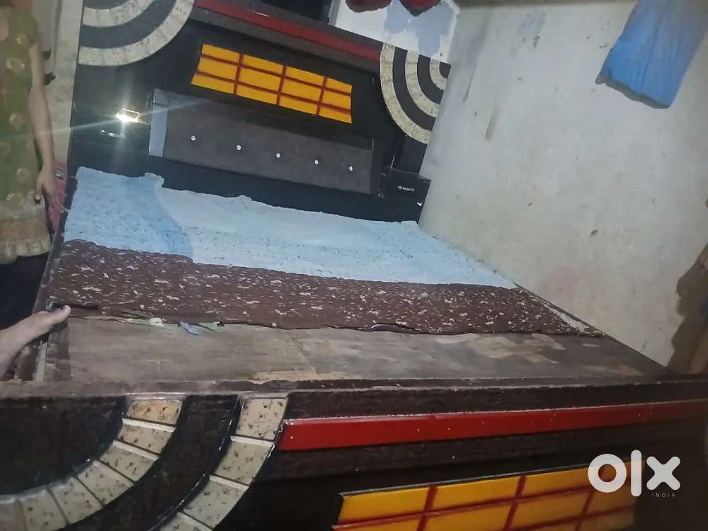 Dabal bed 6moth old - Beds & Wardrobes - 1819836946