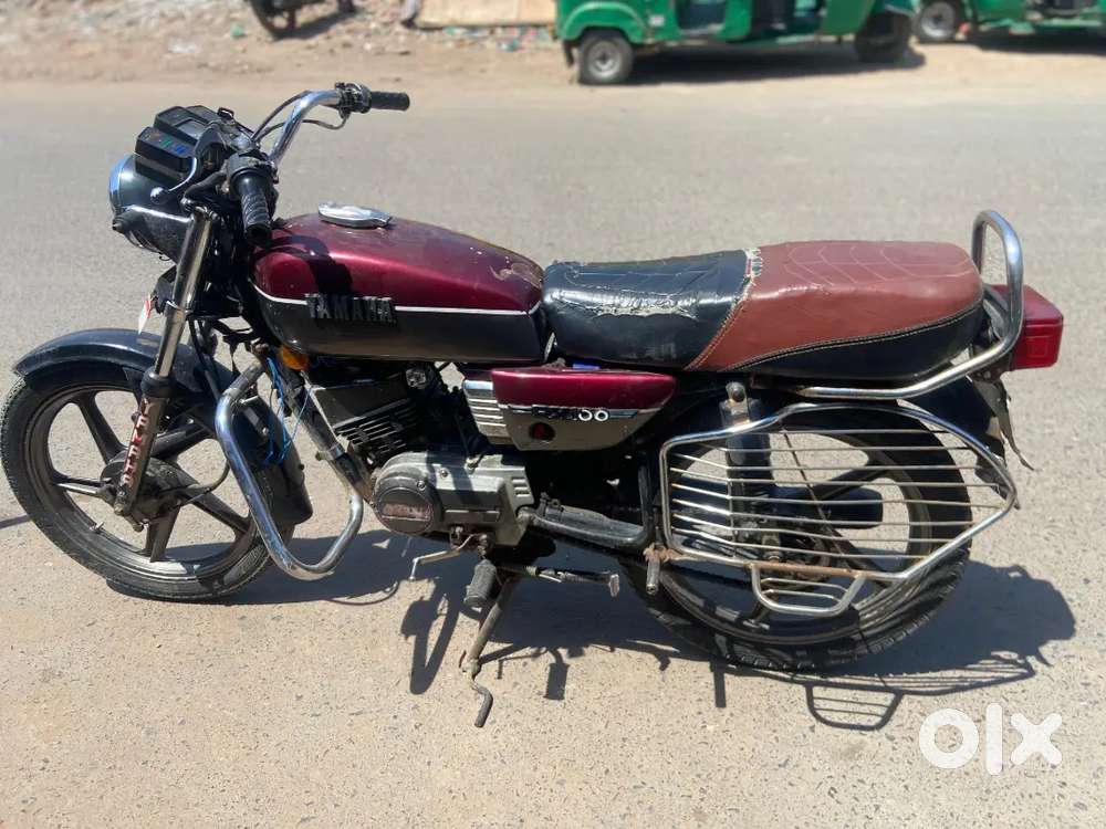 YAMAHA RX 100 - Motorcycles - 1802896442