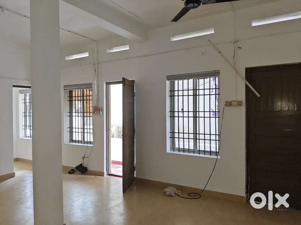 400 sqft first fl off palarivattom samskara RS 10000/- - For Rent ...
