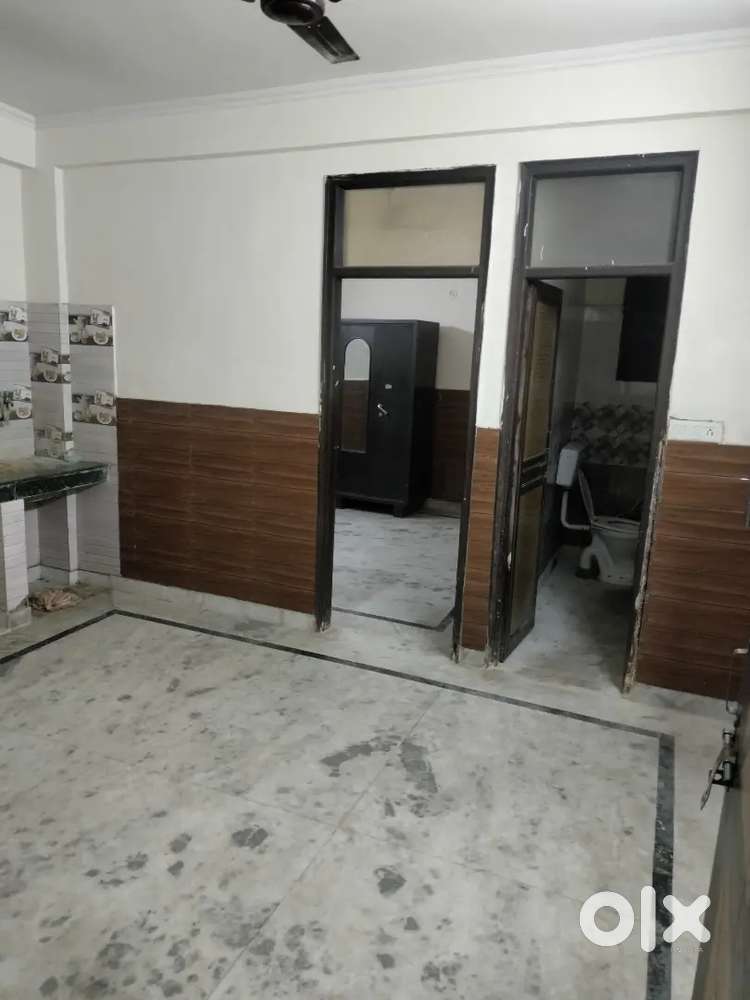 One BHK flat for rent in mayur vihar extension - For Rent: Houses ...