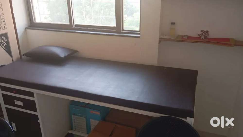 Patient couch for clinic - Beds & Wardrobes - 1806869425