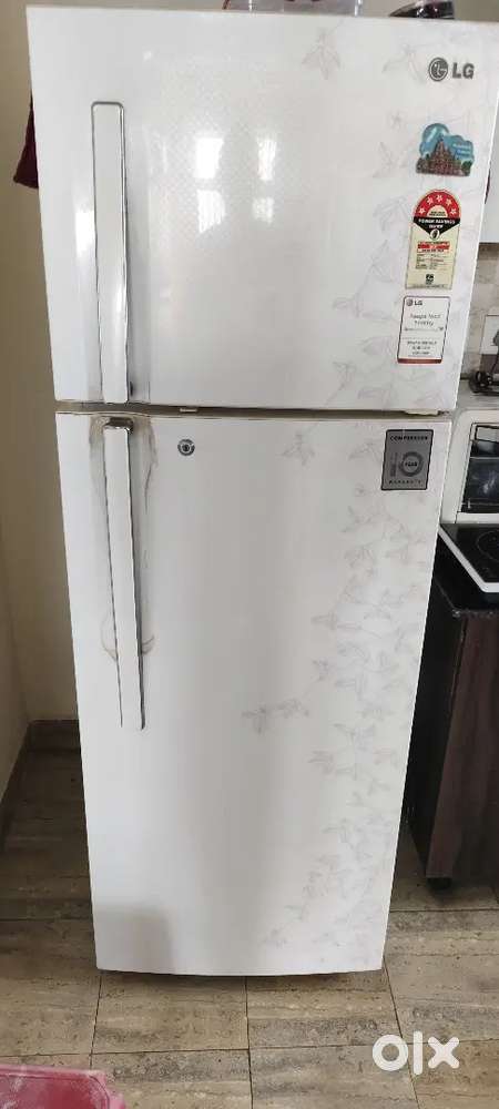 LG double door refrigerator 7 years old - Fridges - 1812432971