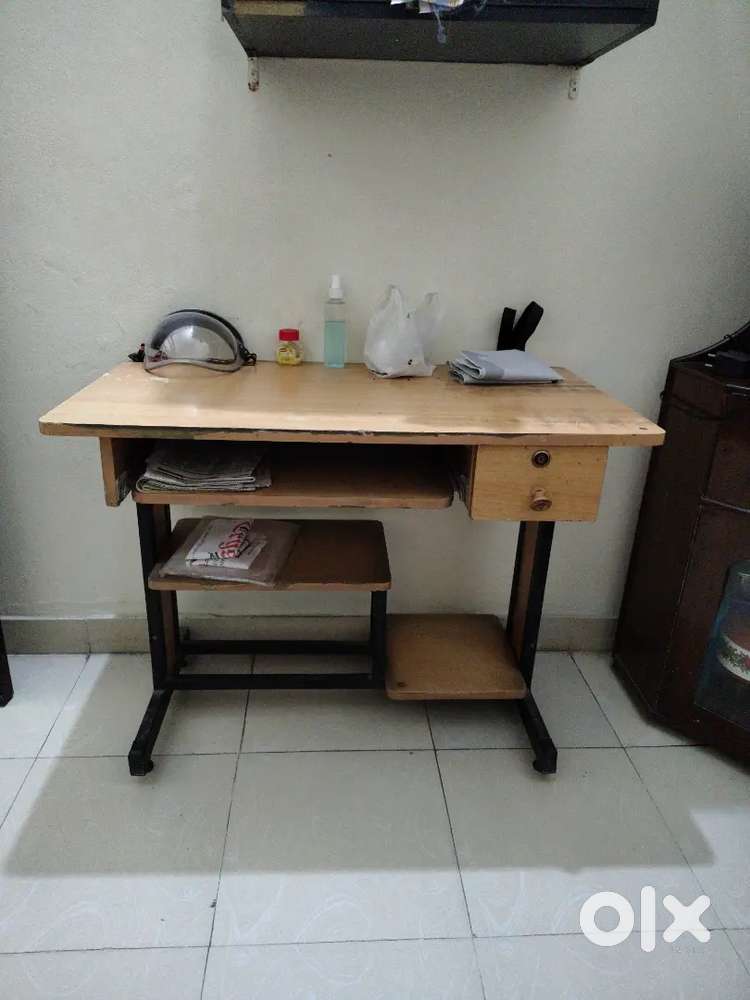 Computer Table Buy Sell Used Furniture in Punjab OLX