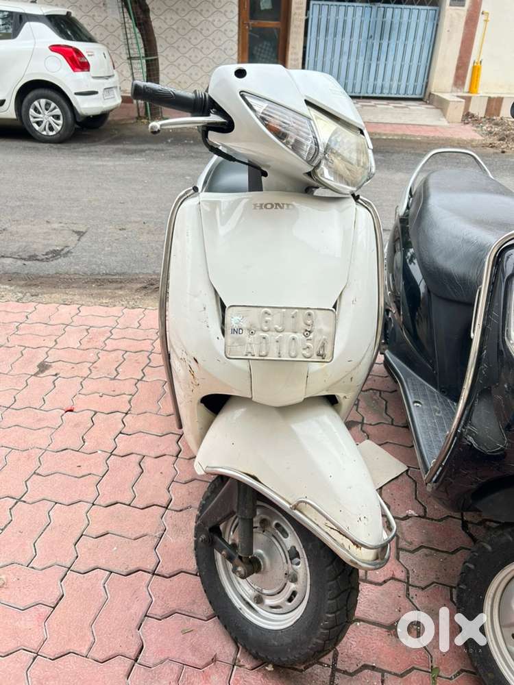 HONDA ACTIVA HET, ORIGINAL COMPANY CONDITION - Scooters - 1811547407