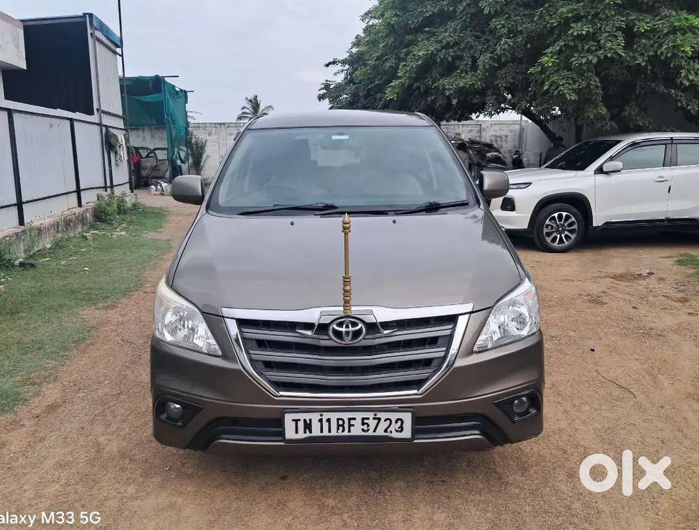 Toyota Innova 2015 Diesel Well Maintained - Cars - 1813920946