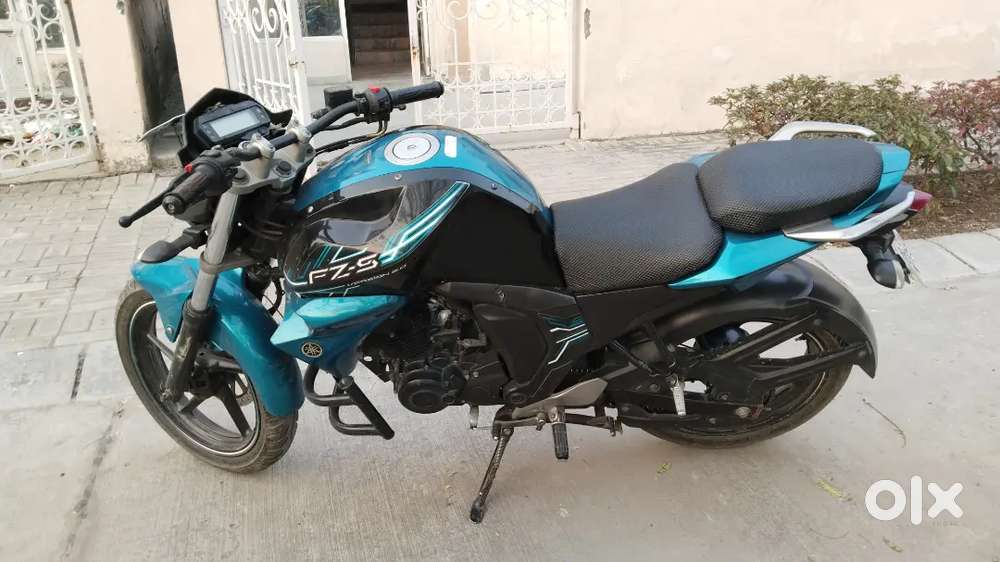 Fzs 2015 model good condition - Motorcycles - 1799243505