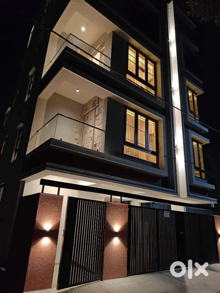 BDA layout behind manyata,,carparking,spacious balcony,utility,cauvery ...