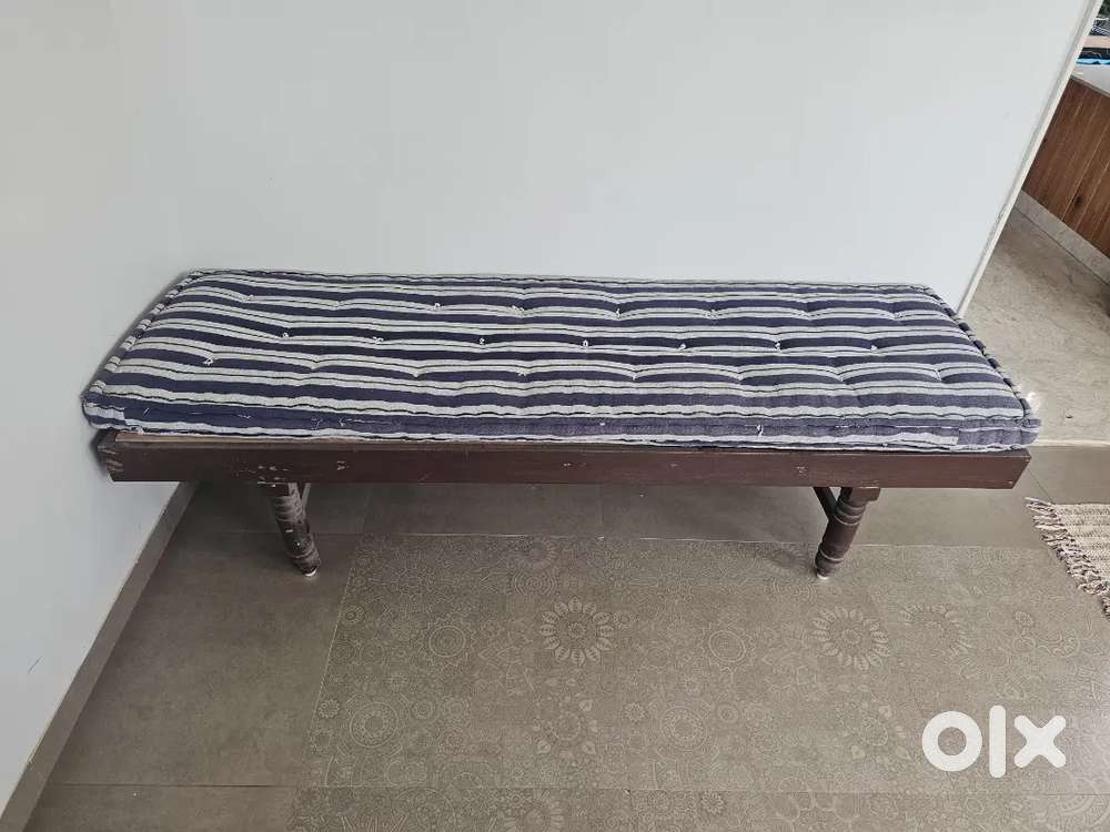Setting with gadi - Beds & Wardrobes - 1817148905