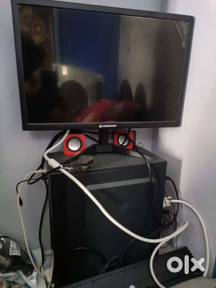 Frontech pc and zebster monitor with accessory cables - Computers ...