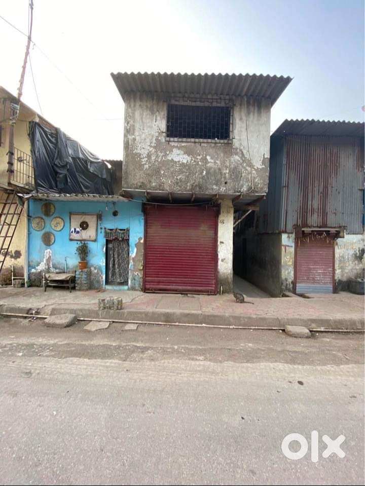 Shop/ Warehouse / Karkhana plus house for sale in Slum in chembur - For ...
