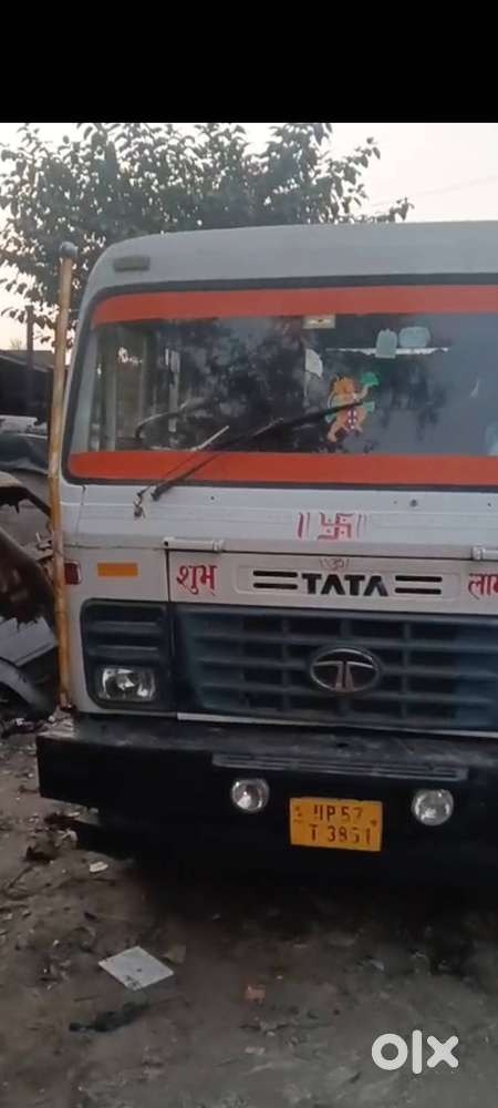 TATA DLT 4018 - Commercial & Other Vehicles - 1829056555