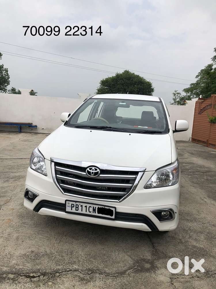 Toyota Innova 2014 Diesel Good Condition - Cars - 1799450615