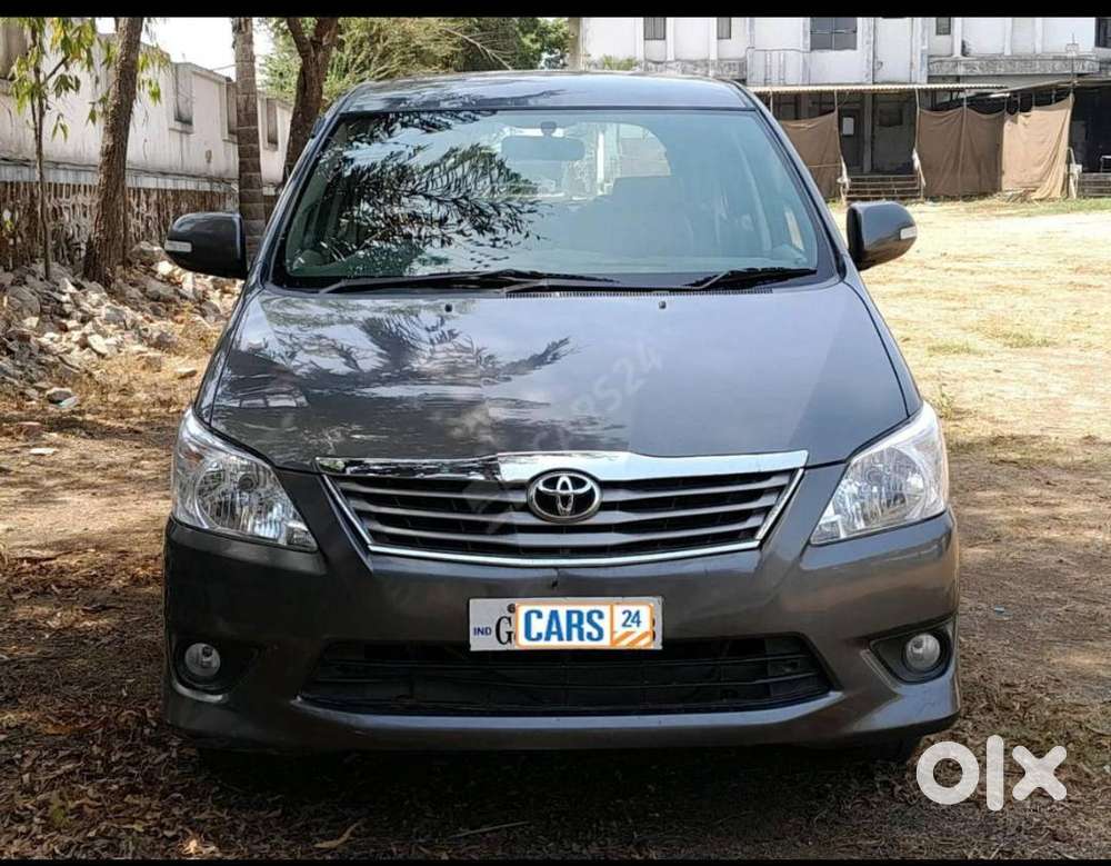 Toyota Innova 2012 Diesel Well Maintained - Cars - 1808557183