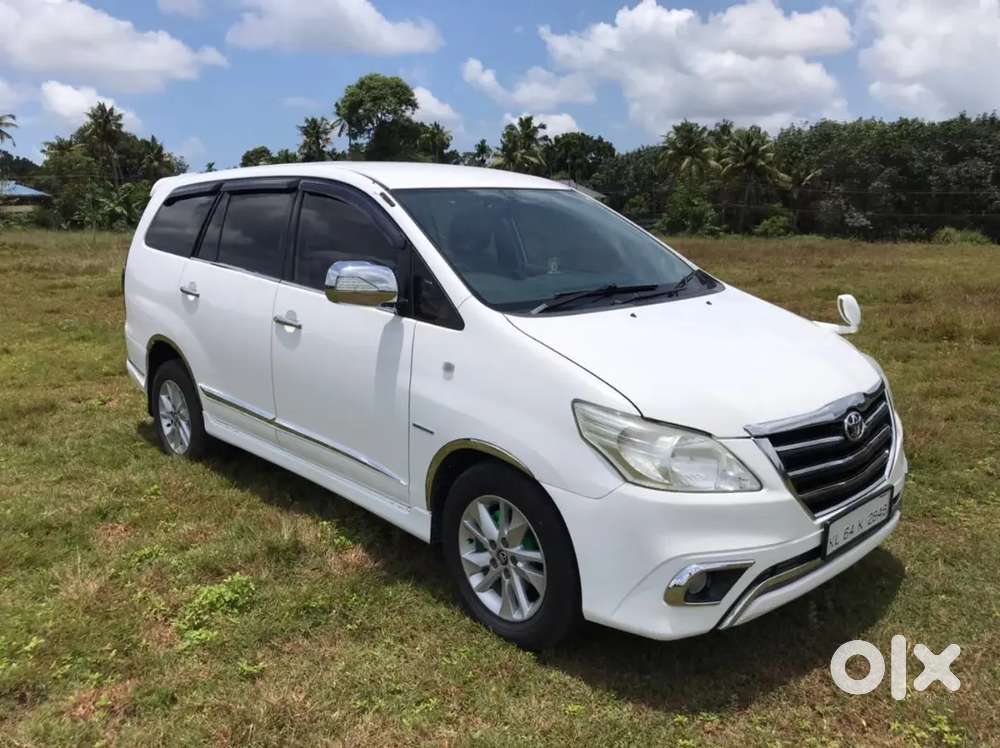 Toyota Innova 2015 Diesel Well Maintained - Cars - 1800401152