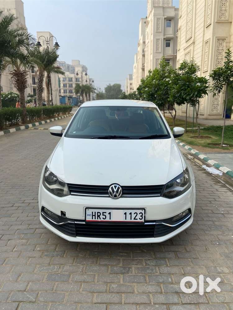 Volkswagen Polo 2015 - Cars - 1811114286
