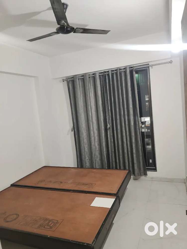 Near Narmada chokdi - For Rent: Houses & Apartments - 1826740180
