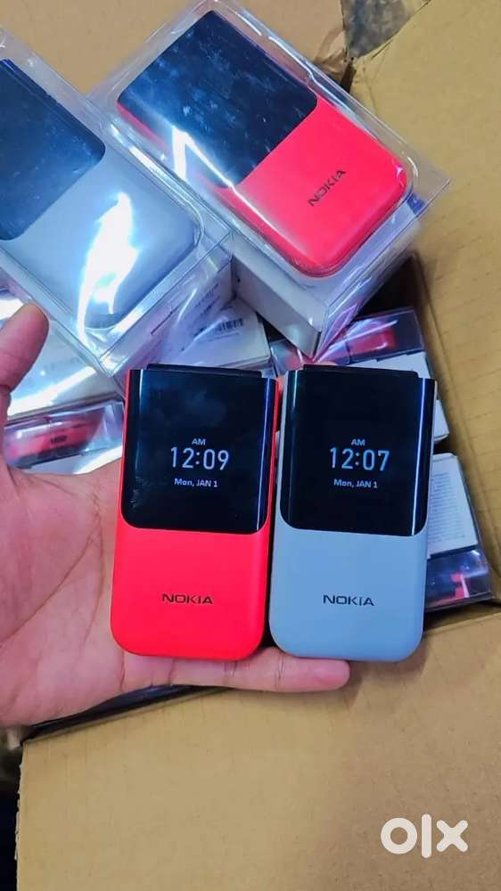 Nokia 2720 flip folding dual display keypad mobile phone - Mobile ...