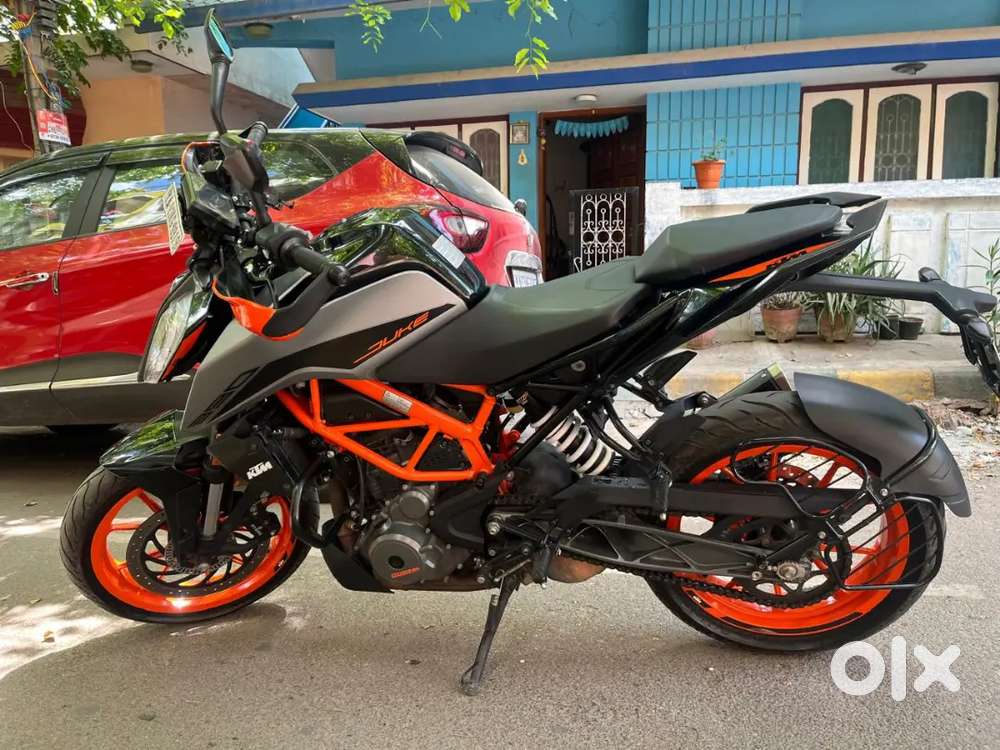 two wheeler - Motorcycles - 1801522402