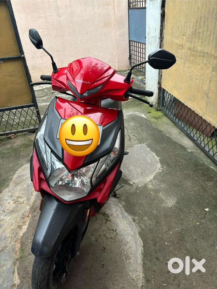 Red honda dio - Scooters - 1792720745