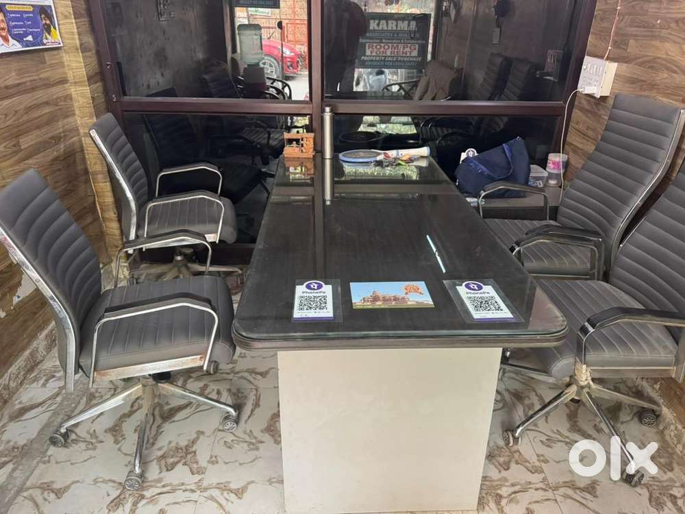 Office Table Chair Buy Sell Used Furniture in Delhi OLX