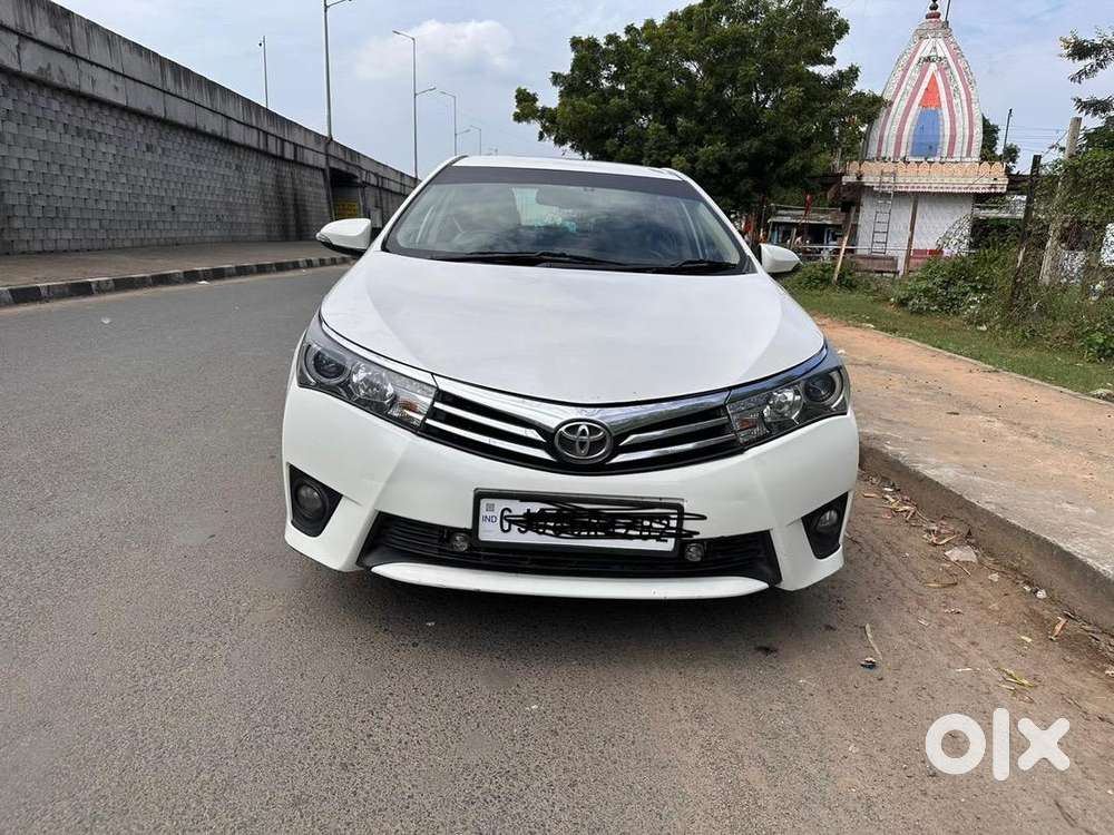 Toyota Corolla Altis 2015 Diesel 240000 Km Driven - Cars - 1793943365