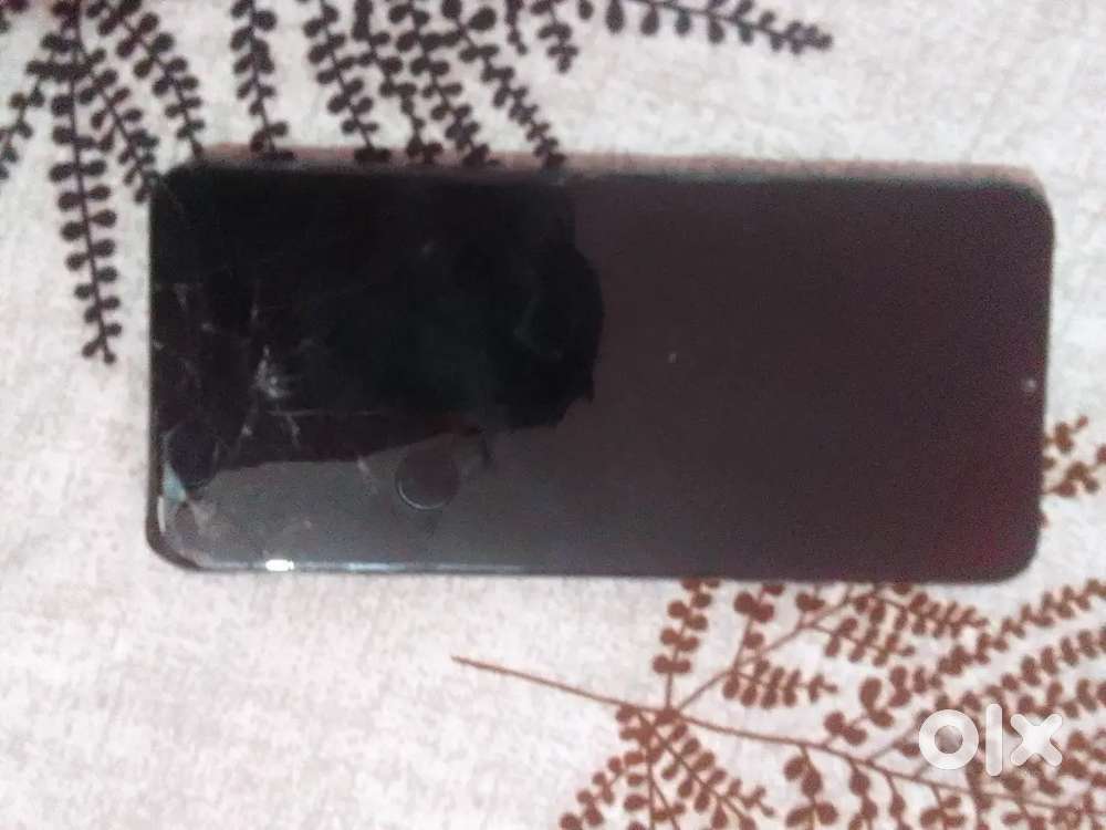 Realme C11 (1000/-) - Mobile Phones - 1818036939