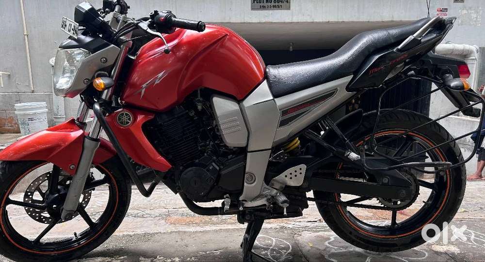 Yamaha FZ 2009 model in Good Condition - Motorcycles - 1816457804