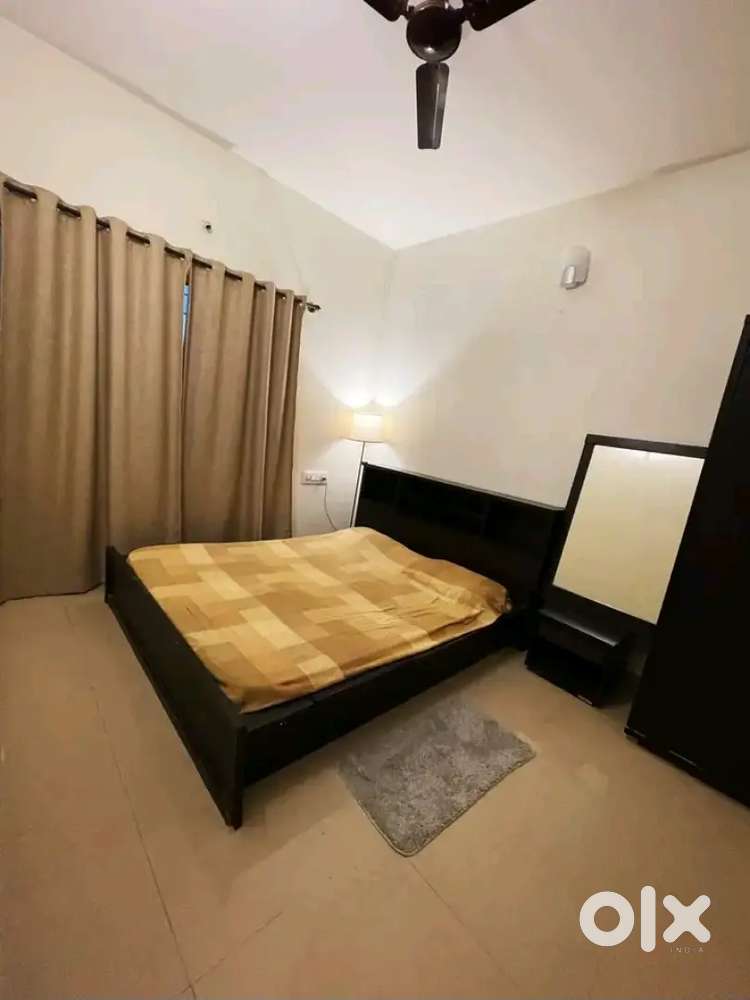 Giving on rent - For Rent: Houses & Apartments in Sector 62, Noida ...